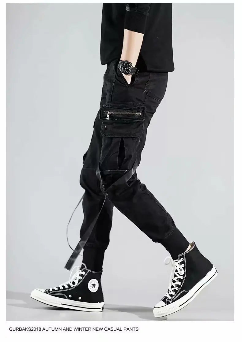Pánské streetwear cargo kalhoty s kapsami a pásky | Castle Gothic